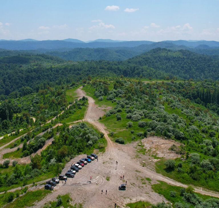 KY Perry - Appalachia Service Project